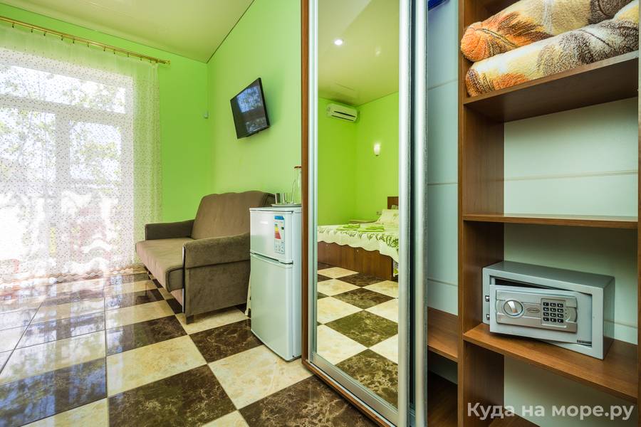 Гостевой дом «Georich» (Георич) - Судак,ул. Сурожская, д. 23 ...